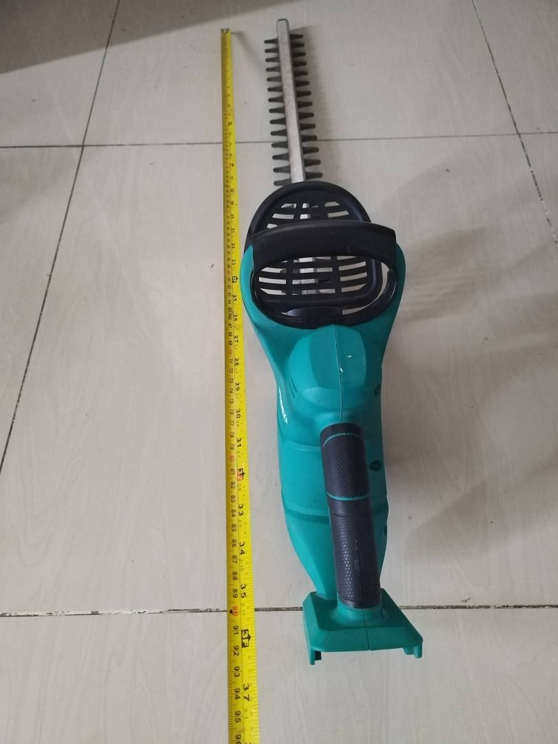 Ferrex Cordless Hedge Trimmer, Furniture & Home Living, Cleaning ...