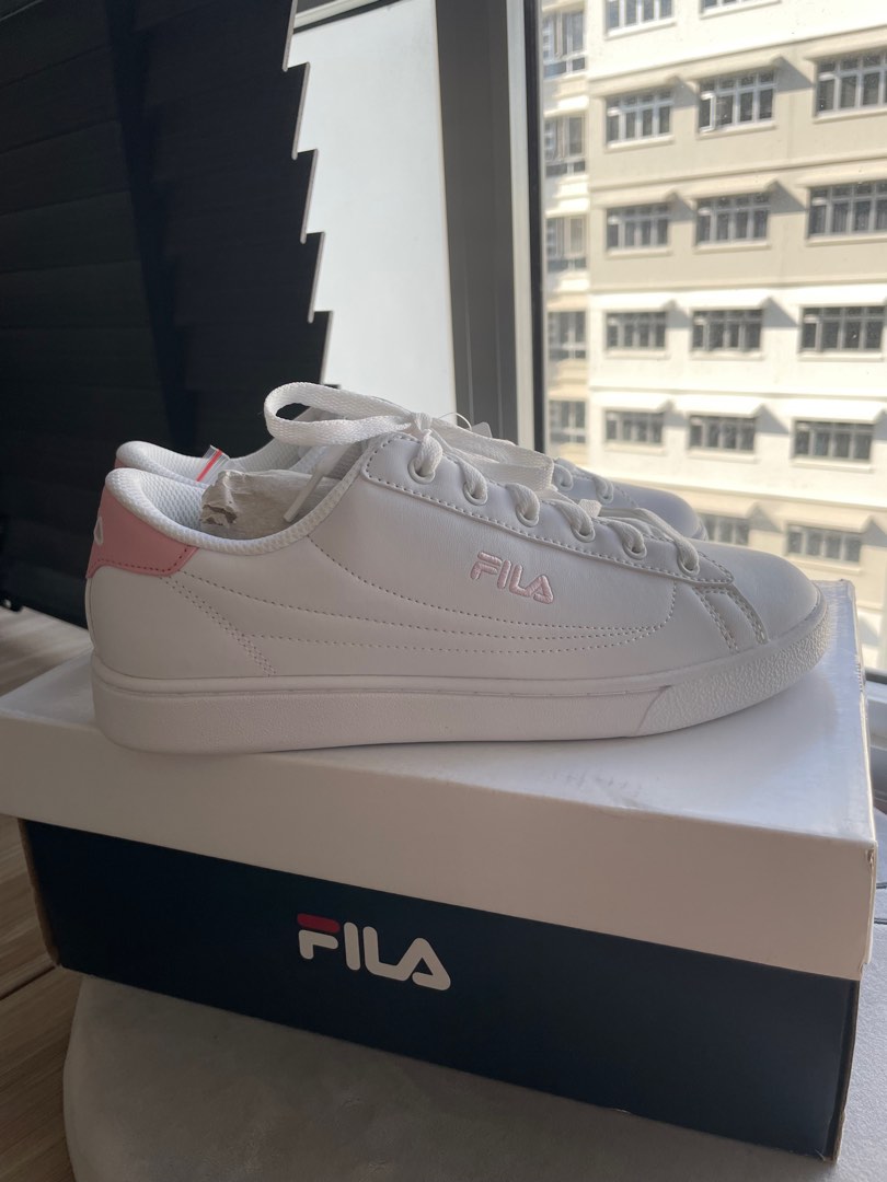 Fila Court Ace Shoe, Women's Fashion, Footwear, Sneakers on Carousell