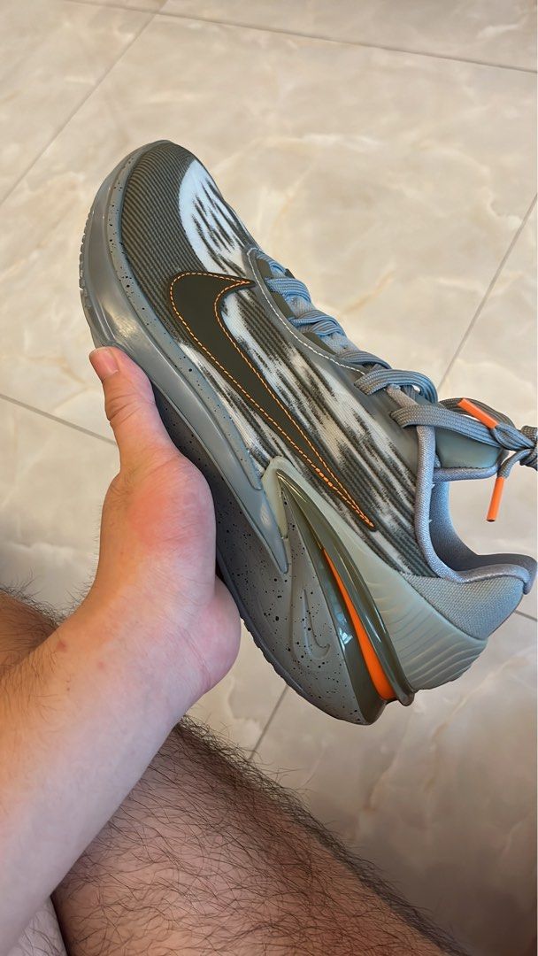 Gt Cut 2 Devin Booker Dbook, Men's Fashion, Footwear, Sneakers on Carousell