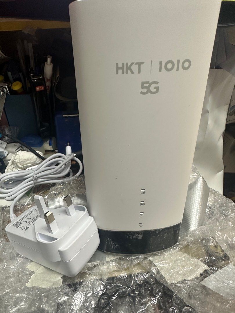 HkT 1010 5G router C082, 電腦＆科技, 電腦周邊及配件, Wifi及上網相關產品 - Carousell