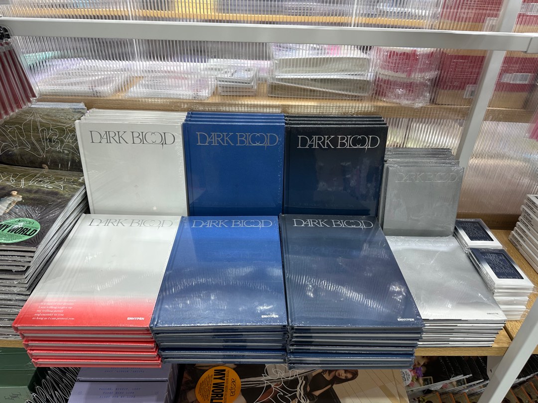 instock enhypen dark blood album photobook engene weverse ver, Hobbies ...