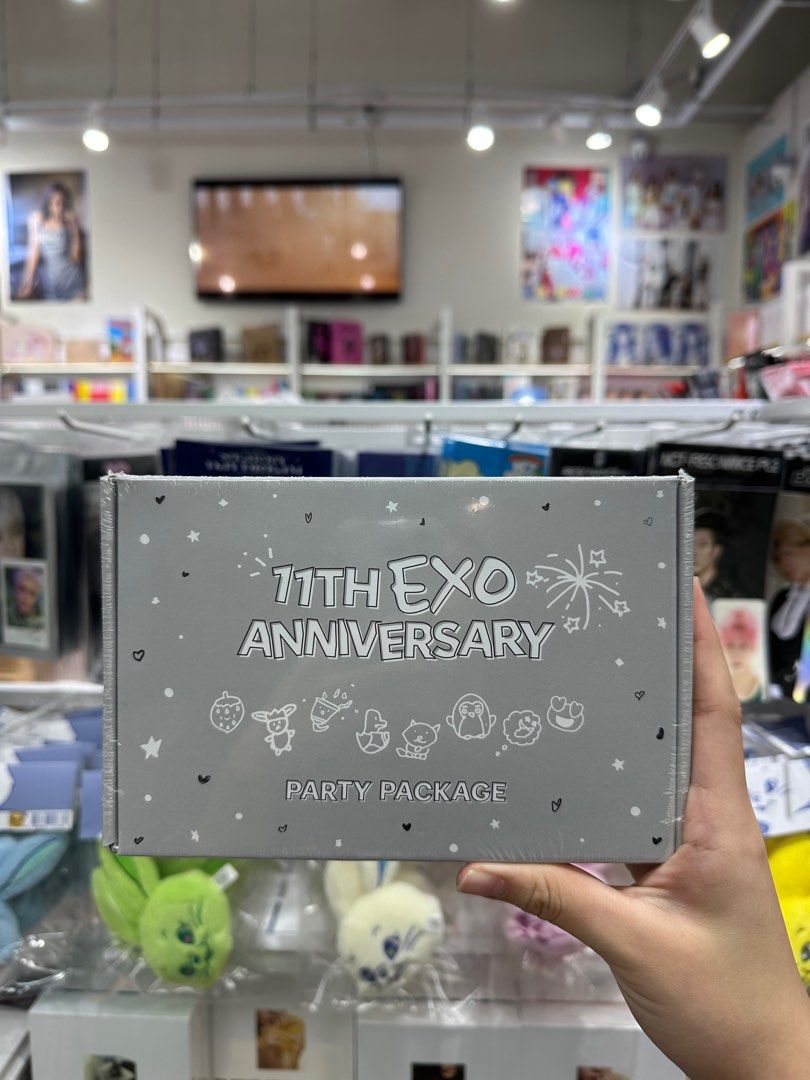 instock exo 11th debut anniversary merchandise, Hobbies & Toys ...