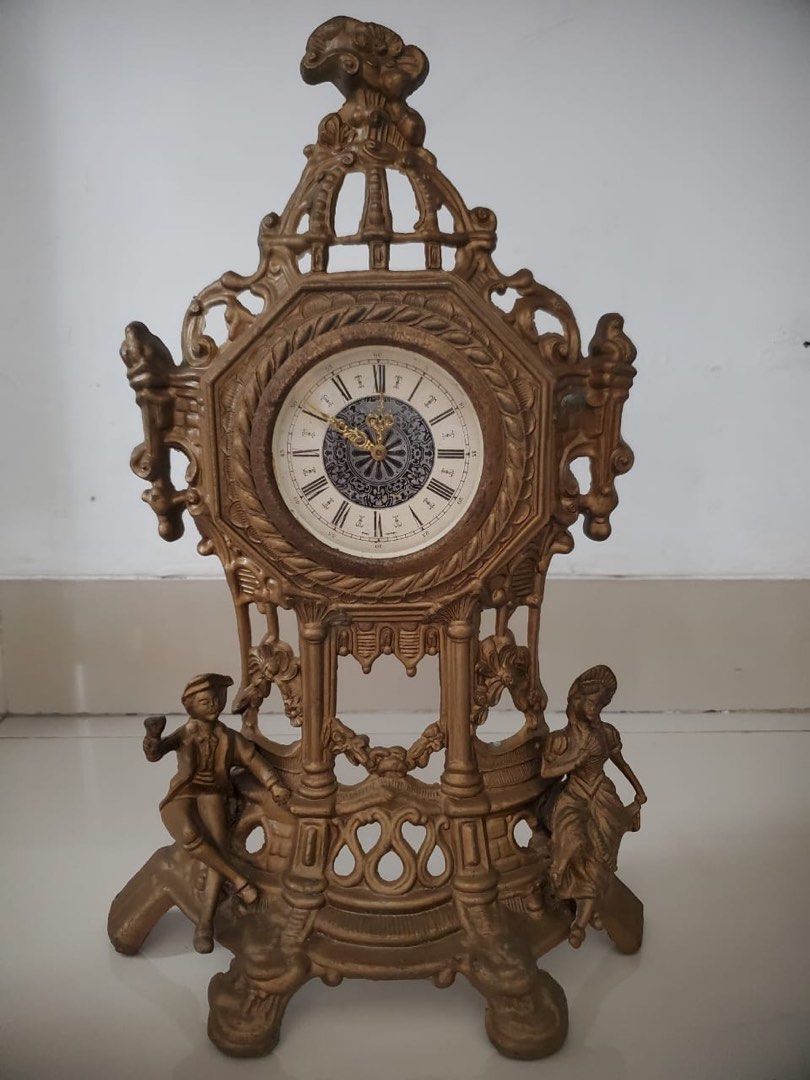 Jam meja eropa antik, Antik, Pajangan di Carousell