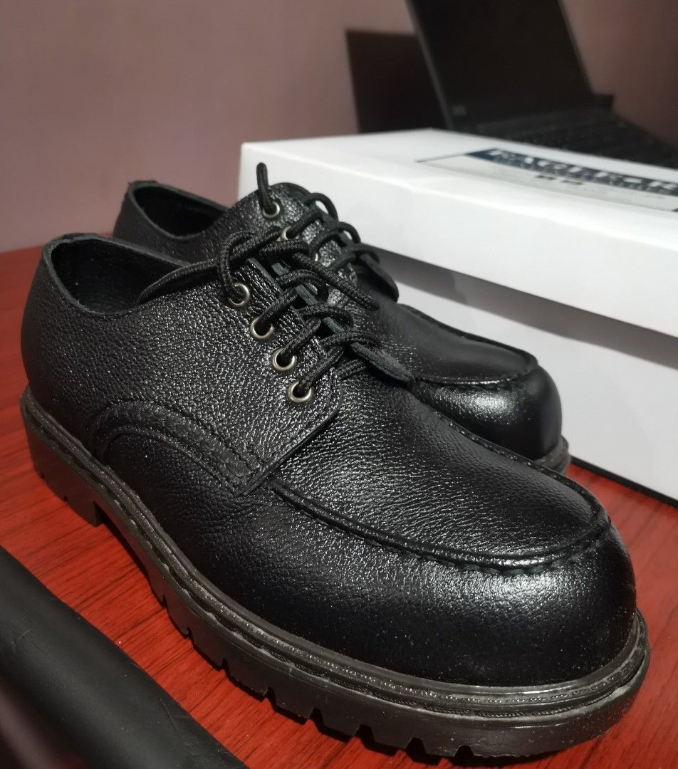 Jay (Low Cut) Boots from Eaglery (Black Pebbles), Men's Fashion, Footwear, Casual Shoes on Carousell