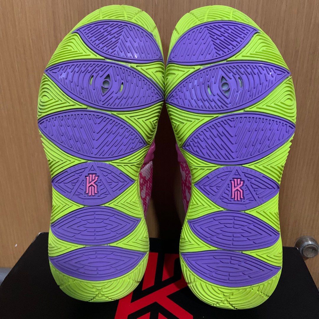 Kyrie 5 Patrick Star (SpongeBob pack) Tags nike zoom freak lamelo kyrie ...