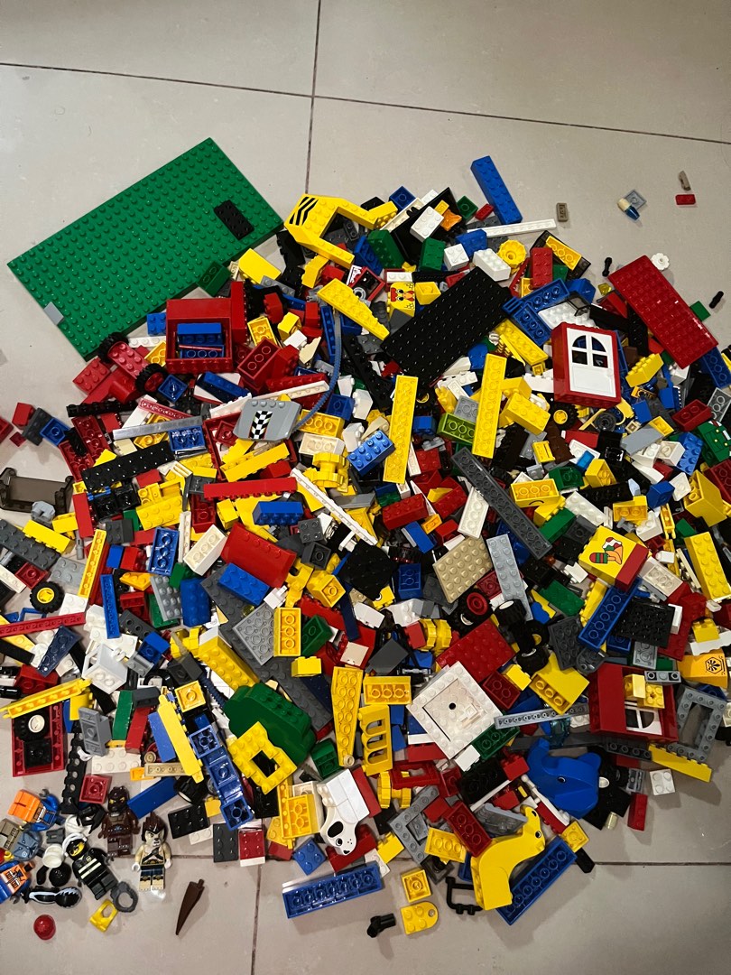 Lego Classic Loose Parts with Minifgures on Carousell