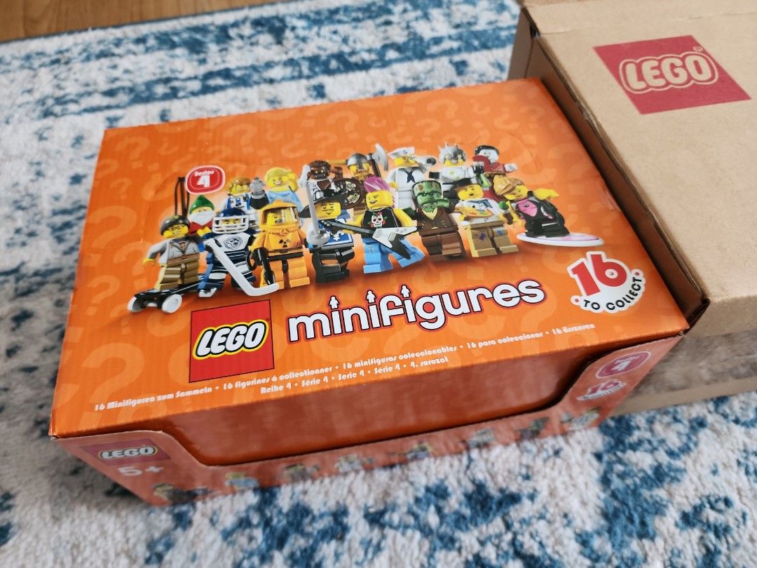 LEGO Minifigures SERIES 4 mint 60 polybags, Hobbies & Toys, Toys ...