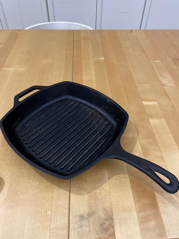 Lodge cast iron grill, Furniture & Home Living, Kitchenware & Tableware ...