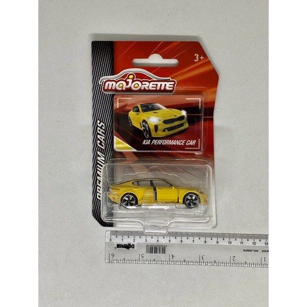 Majorette KIA PERFORMANCE CAR STINGER GT Yellow Premium Edition 1/61 1/ ...