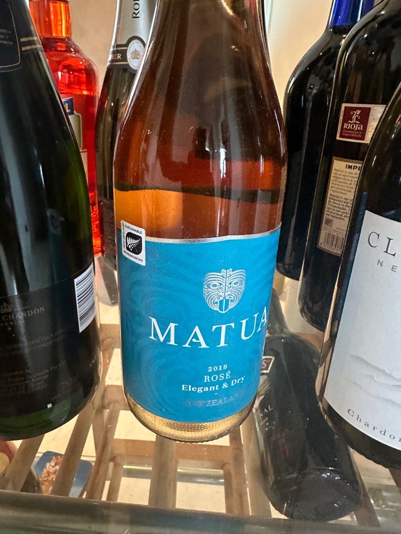 Matua rose, Food & Drinks, Alcoholic Beverages on Carousell