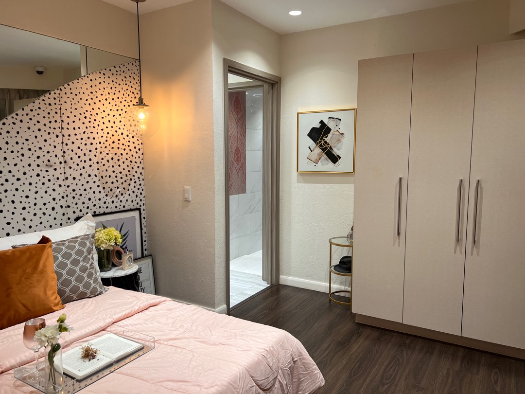 Maven Capitol Commons on Carousell