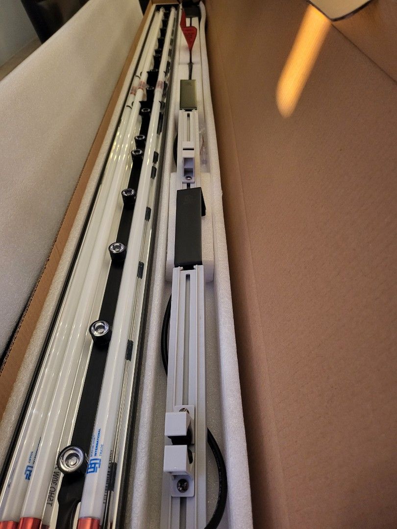 Mayin atomic tanning light 6ft, Pet Supplies, Homes & Other Pet ...