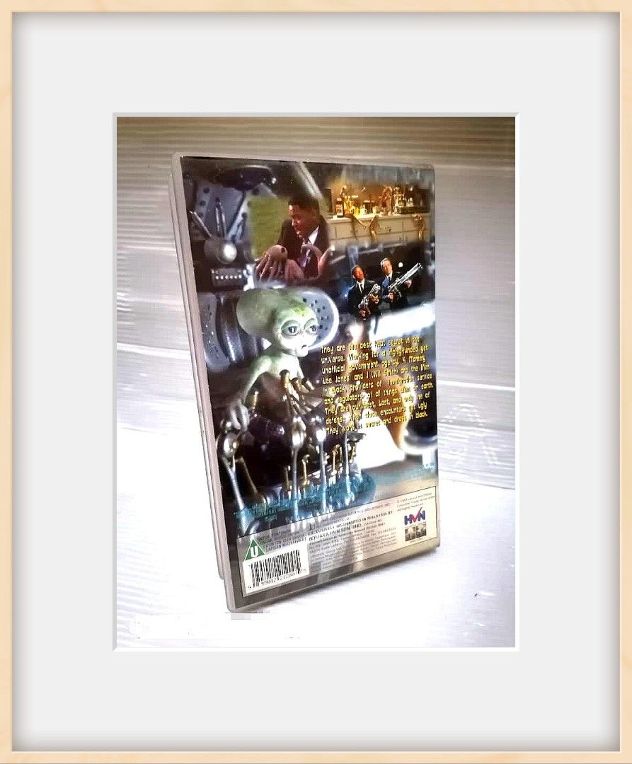 Men In Black. Original Old school VHS, Hobbies & Toys, Music & Media ...