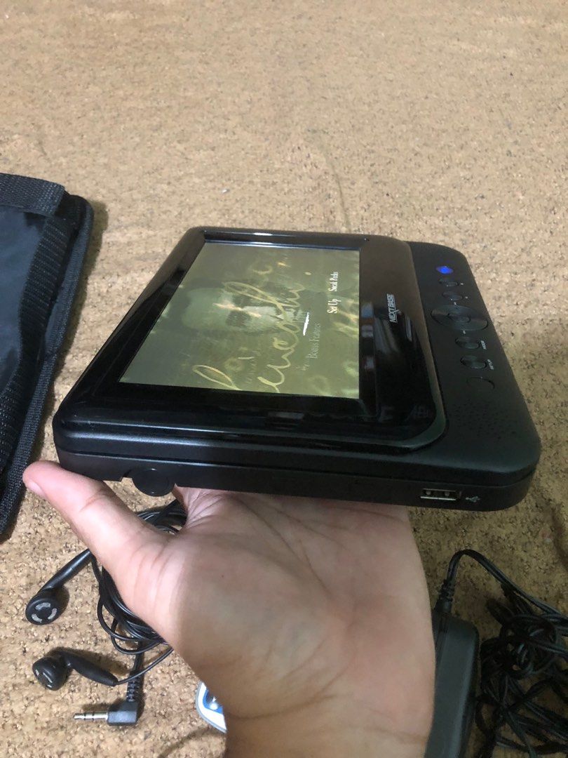 Nextbase portable dvd player complete set on Carousell