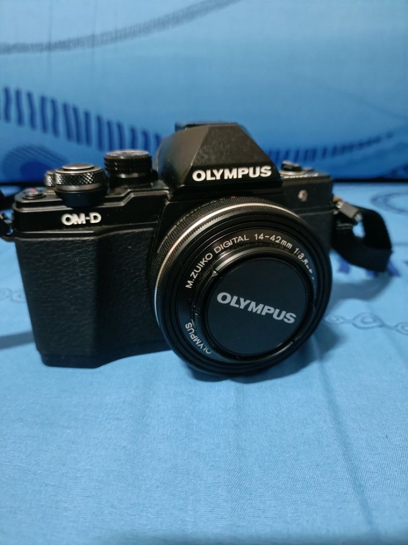 Olympus OMD EM10 Mark II, Photography, Cameras on Carousell