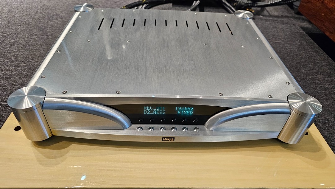 Oracle DAC 1000 DAC/pre amplifier, Audio, Other Audio Equipment on ...