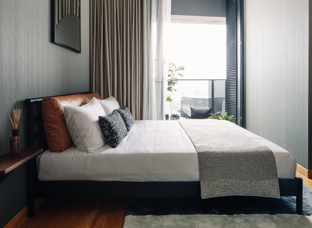Original Conran Shop Safari Gabriel Tan Designer Queen Size Bed Frame ...
