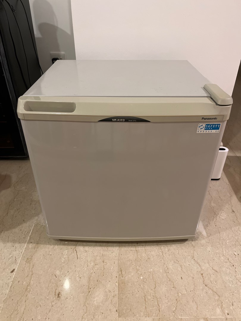 Panasonic mini fridge, TV & Home Appliances, Other Home Appliances on ...