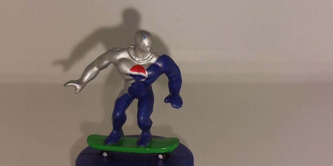 Pepsi Cola Pepsiman Figure In Skateboard Collectible Bottle Cap ...