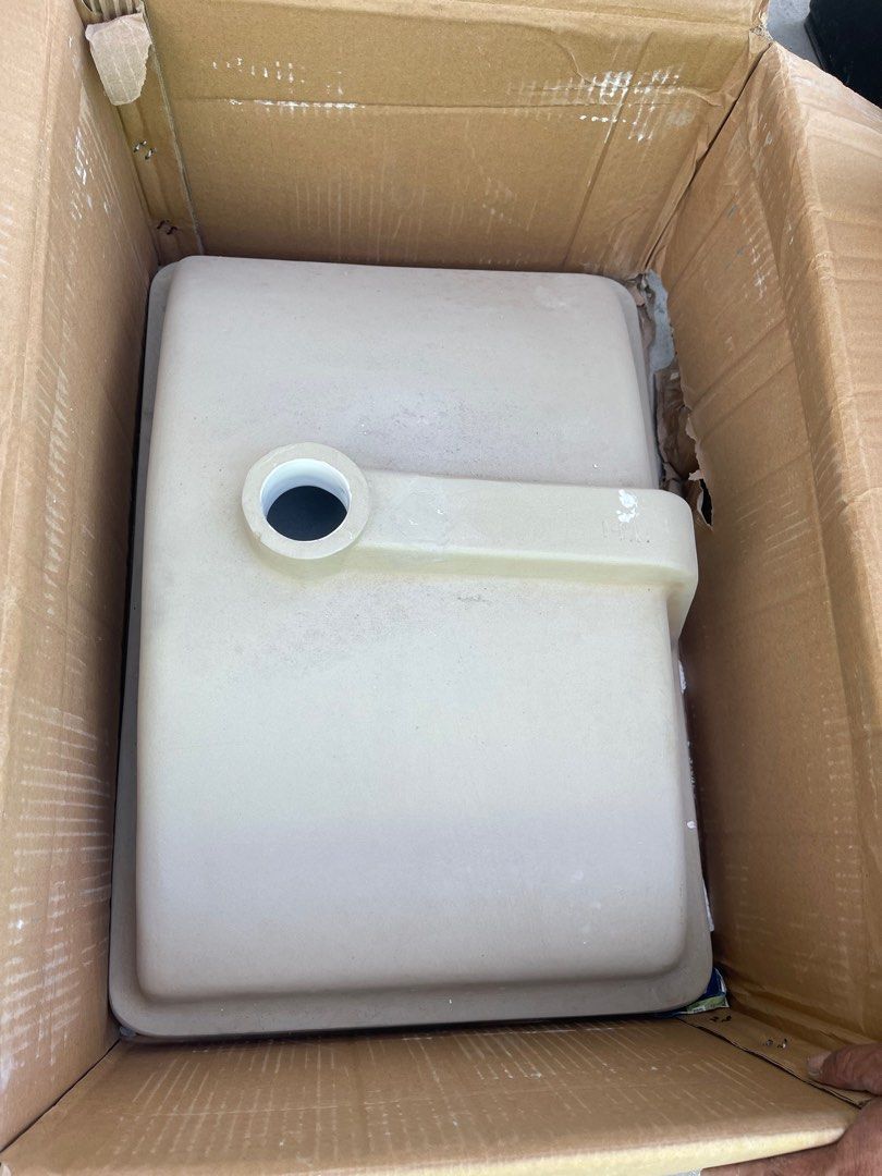 Pozzi bathroom sink on Carousell