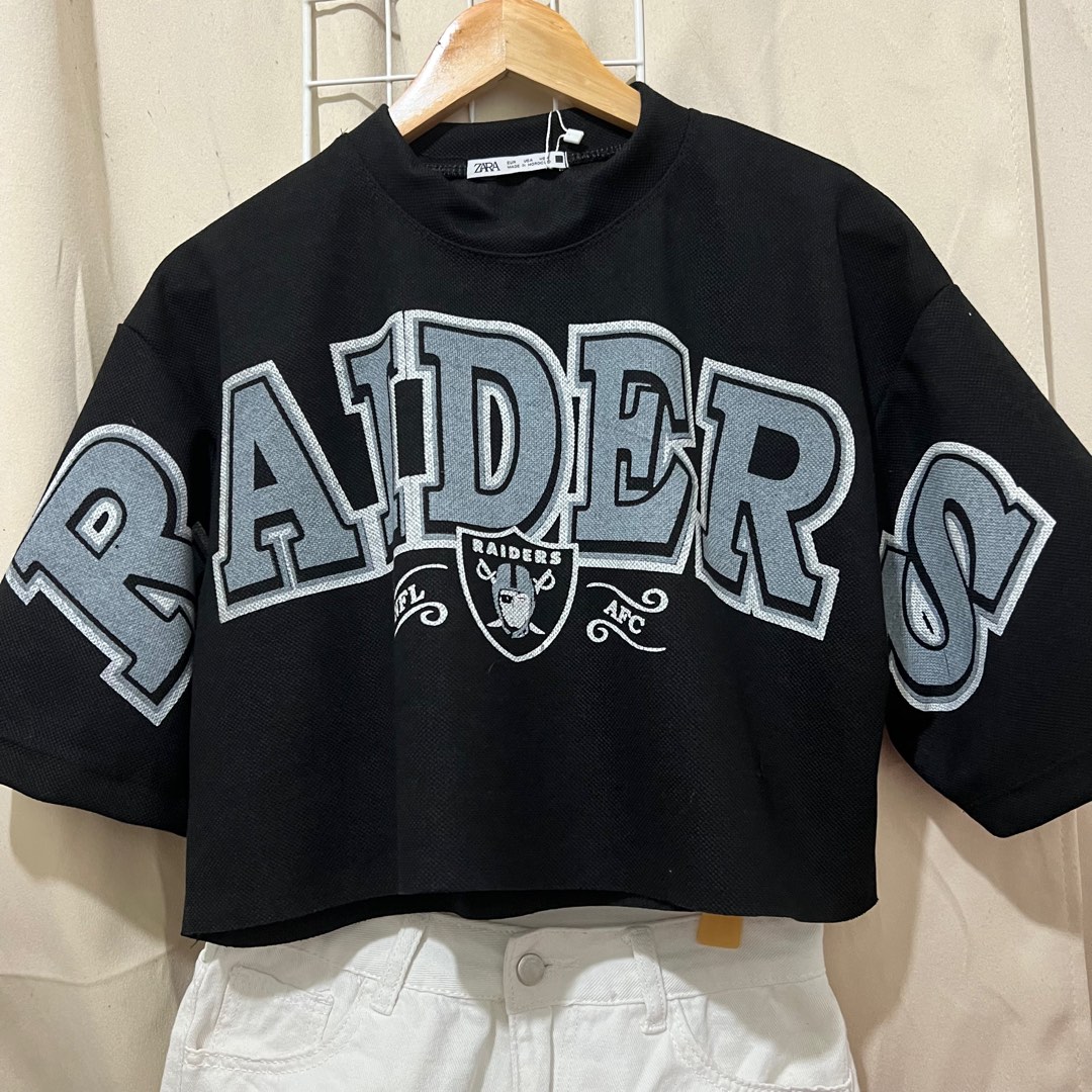 Raiders graphic crop tee, Women's Fashion, Tops, Others Tops on Carousell