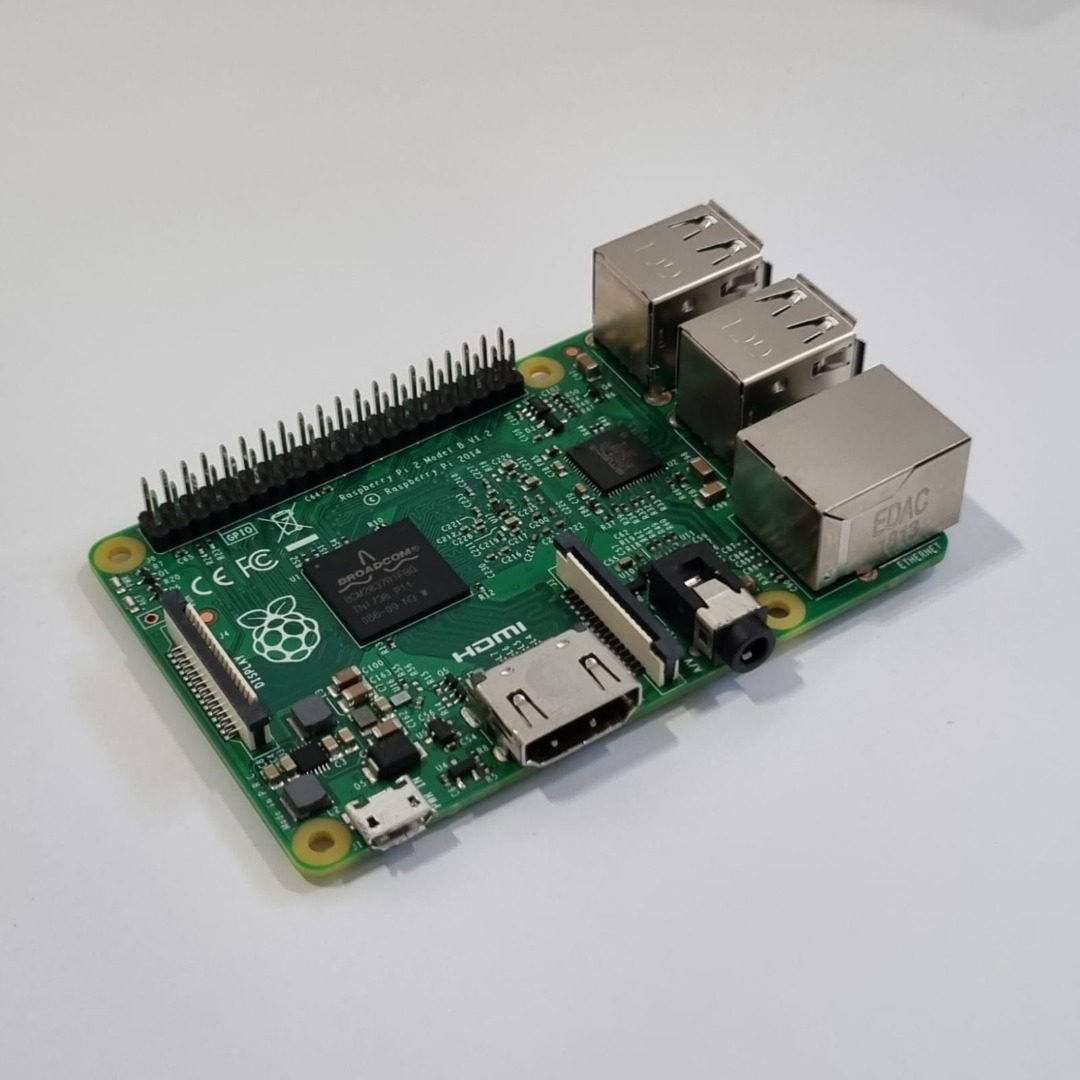 Raspberry Pi 2 Model B v1.2 with original packaging, Computers & Tech ...