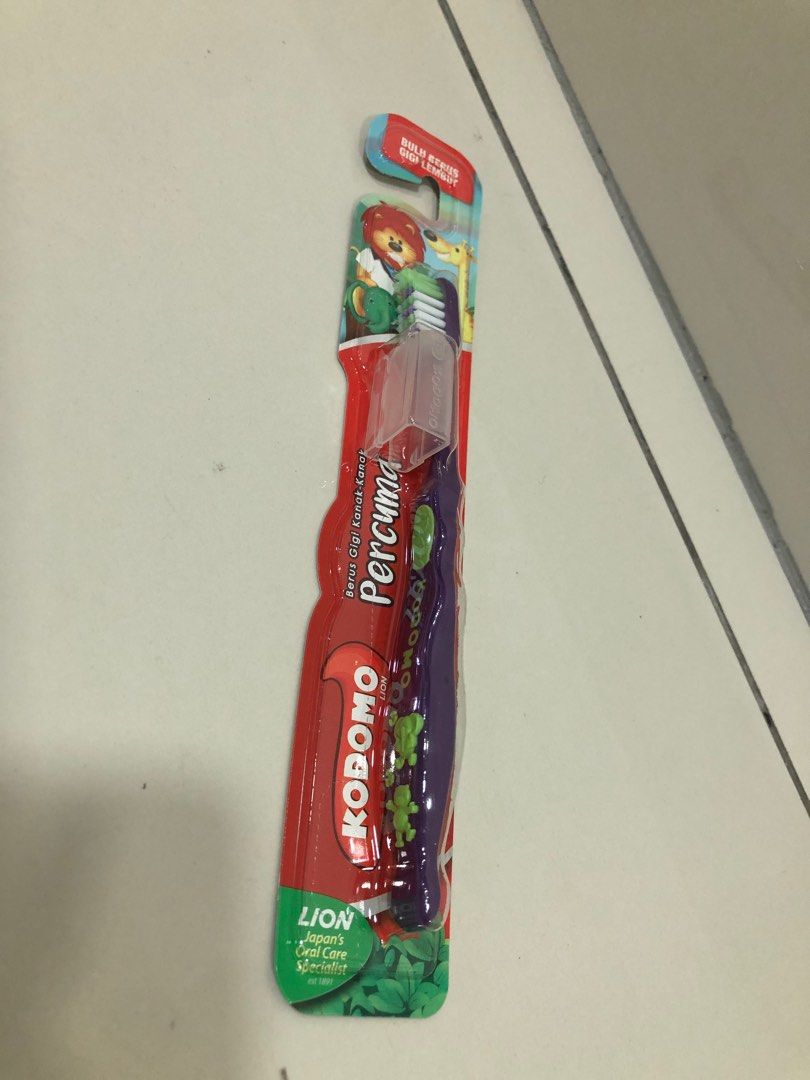 Roller n child toothbrush, Beauty & Personal Care, Sanitary Hygiene on ...