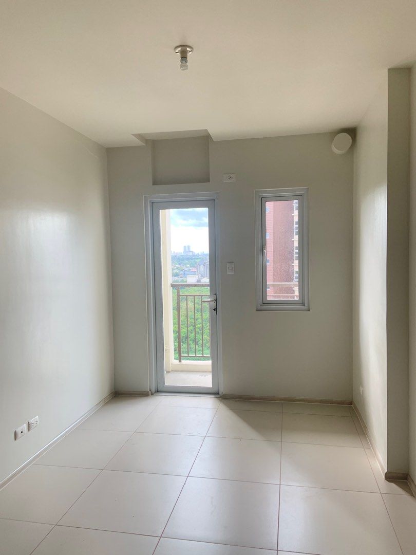 Circulo Verde Rush For Sale! Studio in Avila South Tower Libis Quezon ...