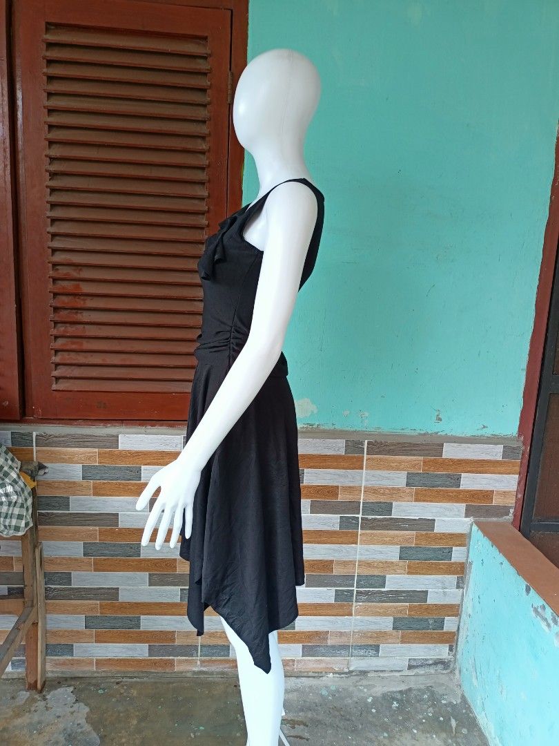 SEKSI DRESS PRESSBODY, Fesyen Wanita, Pakaian Wanita, Gaun & Rok di Carousell