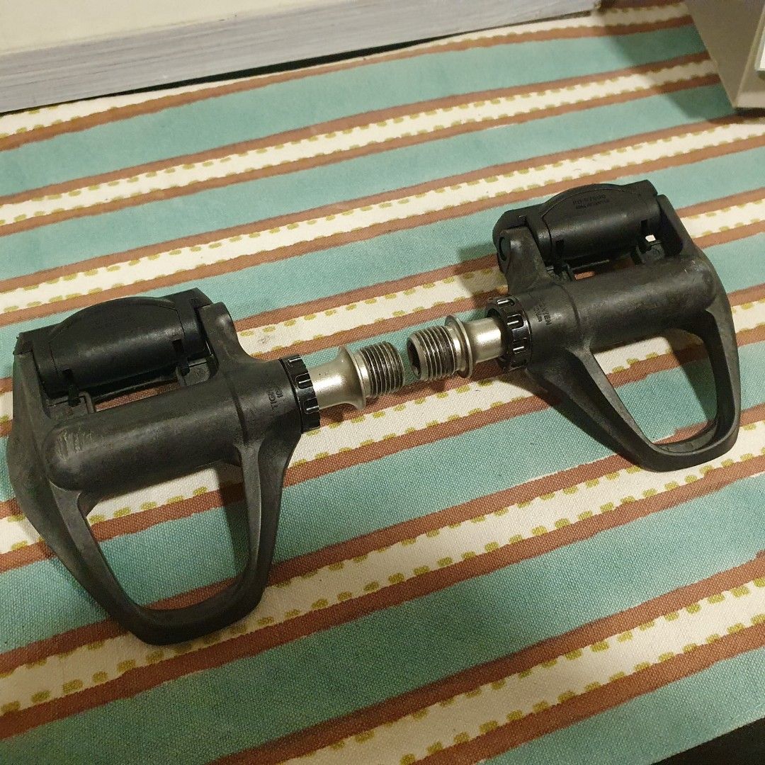 Shimano 105 Pedals (PD-R7000), Sports Equipment, Bicycles & Parts ...
