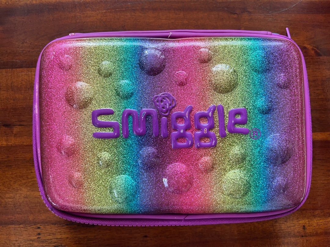 Smiggle Hard Top Pencil Case, Hobbies & Toys, Stationary & Craft ...