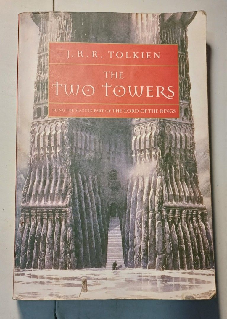 The Two Towers by J.R.R. TOLKIEN, Hobbies & Toys, Books & Magazines ...