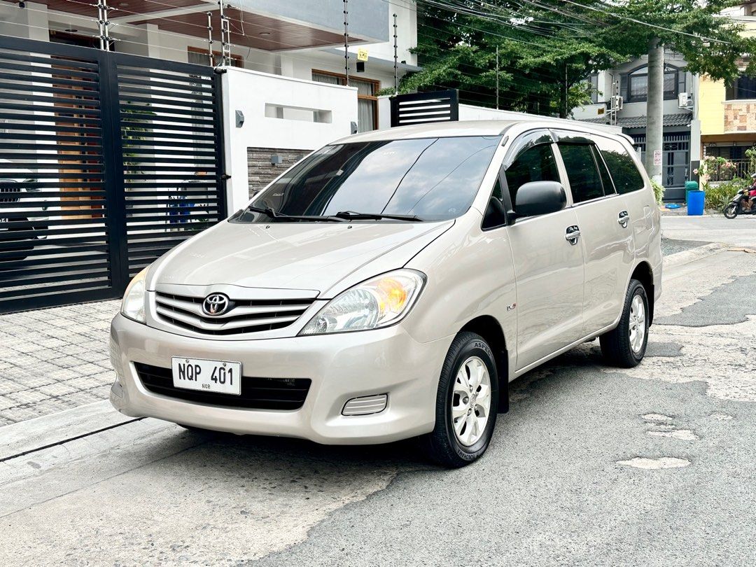 Toyota Innova 2.5E Diesel M/T Manual, Cars for Sale, Used Cars on Carousell