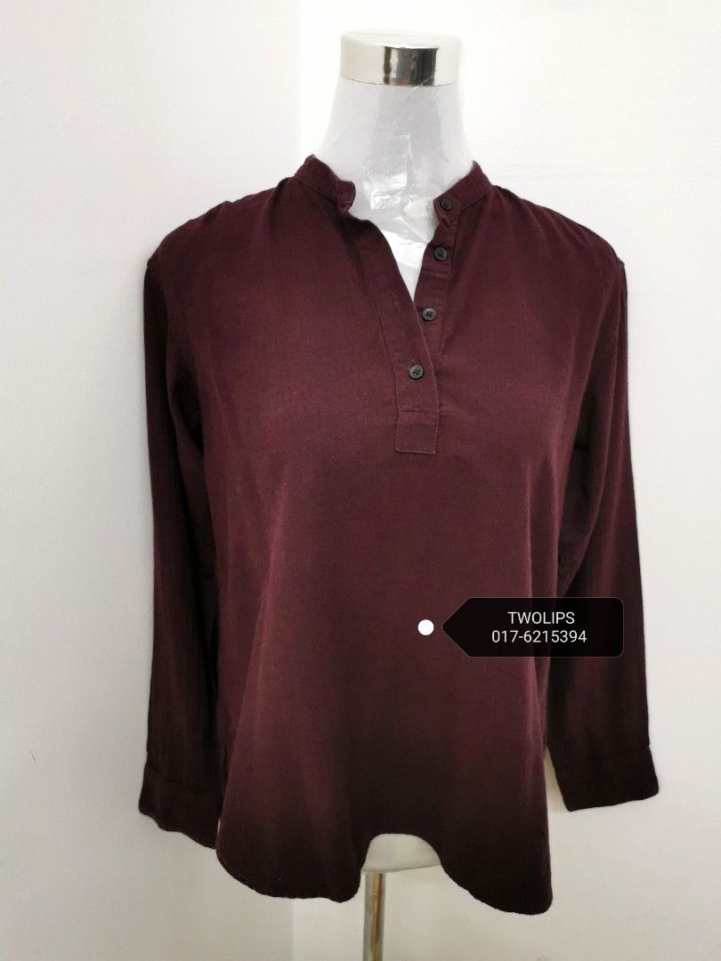 UNIQLO BASIC BUTTON SHIRT, Women's Fashion, Tops, Shirts on Carousell