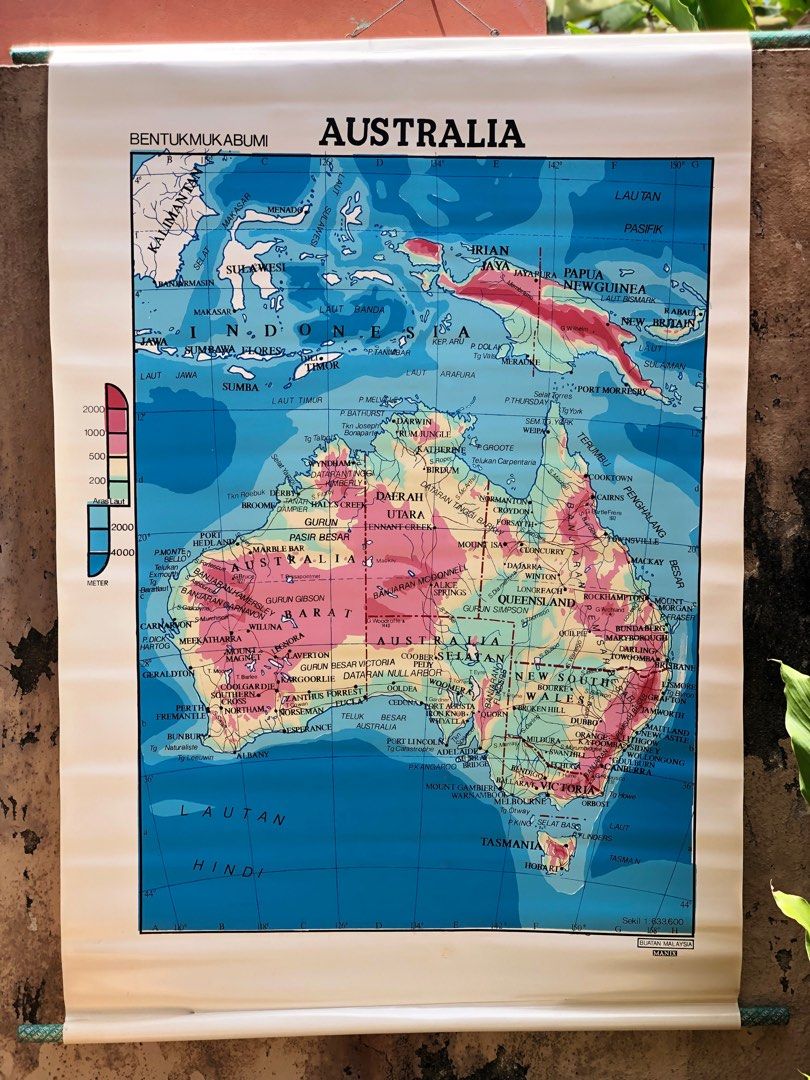 Vintage 1990s map peta lama australia made in malaysia, Furniture ...