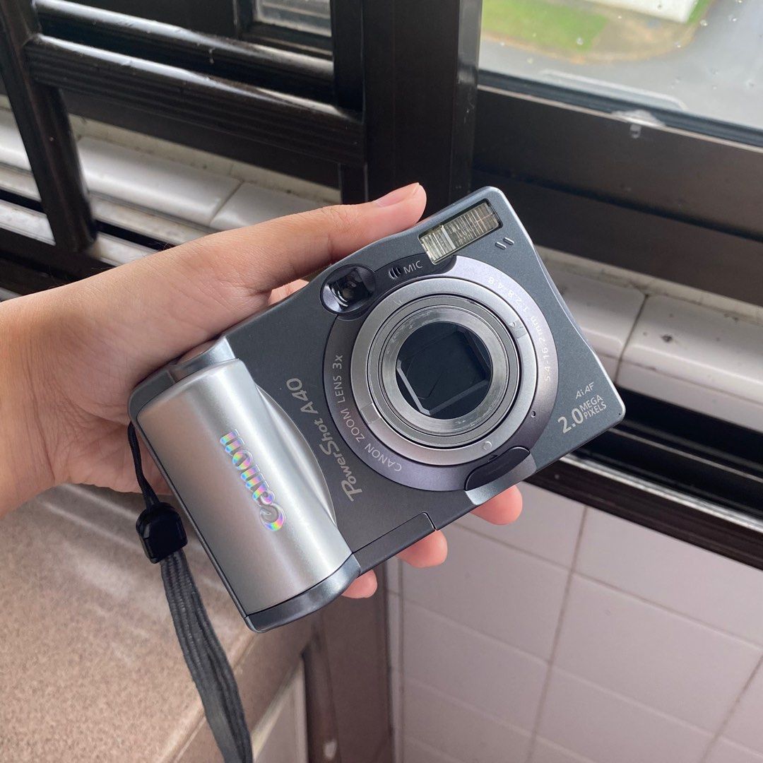 Vintage Canon Powershot A40 CCD Digital Camera, Photography, Cameras on Carousell
