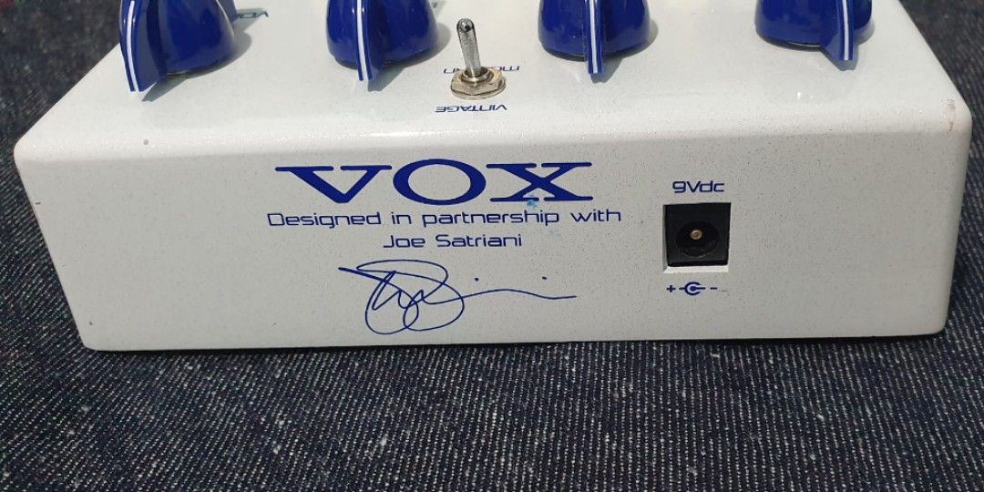 Vox JS-OD Ice 9 Overdrive Joe Satriani Signature guitar effects pedal, Hobbies & Toys, Music ...