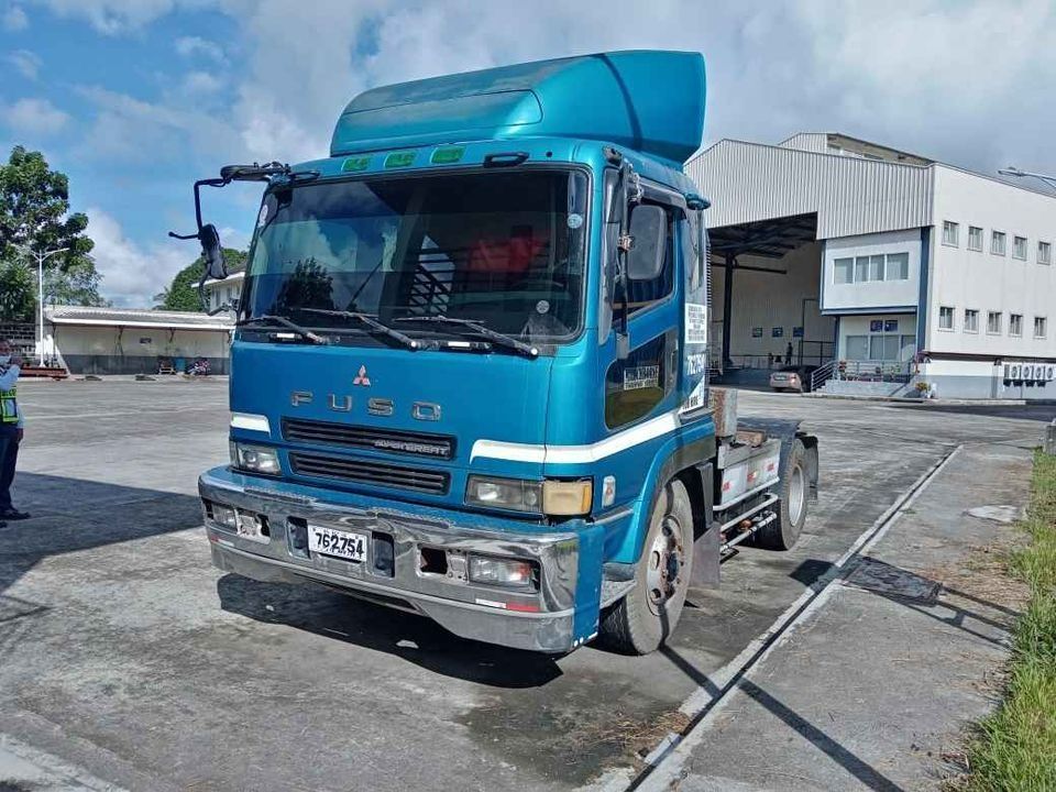 2015 Fuso Super Great Tractor Head on Carousell