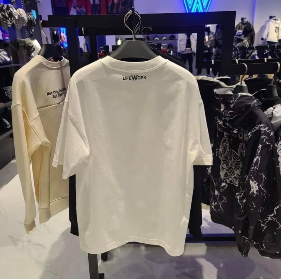 預購•韓國潮牌 Life work 超狂1+1組, 她的時尚, 上衣, T恤在旋轉拍賣