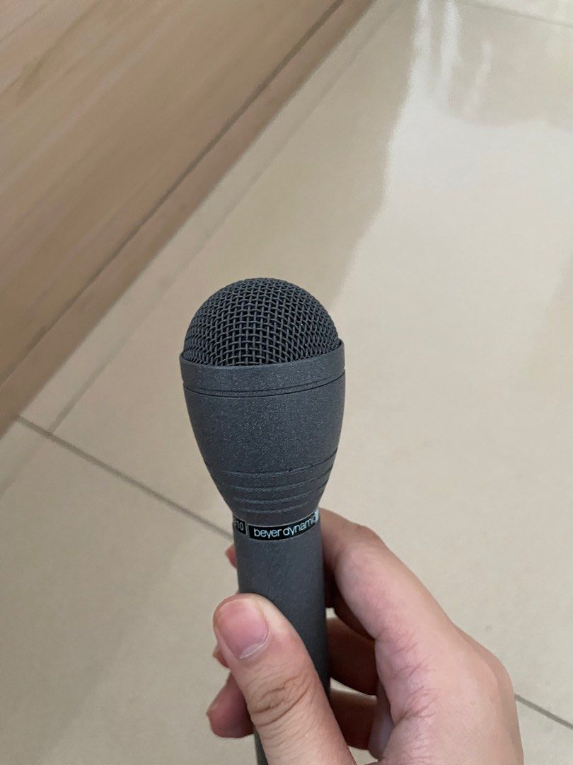 Beyerdynamic M58 n(c) Reporters Mic with Windshield on Carousell