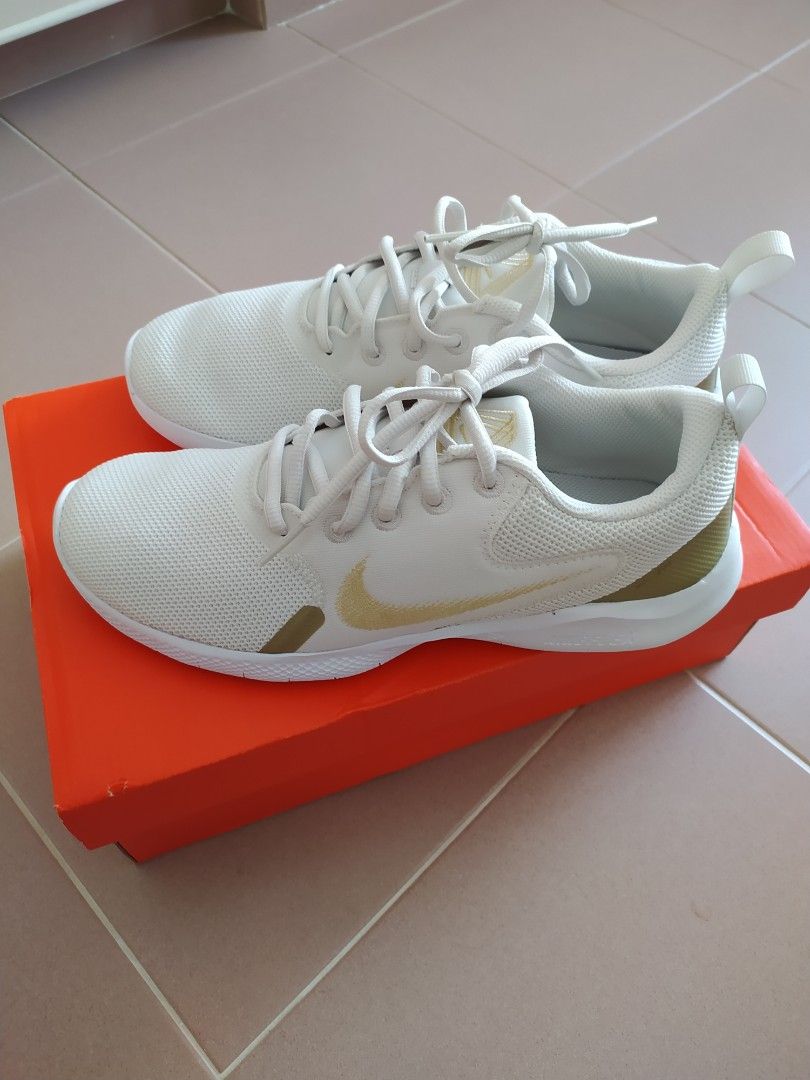 BN Nike sneakers, Women's Fashion, Footwear, Sneakers on Carousell