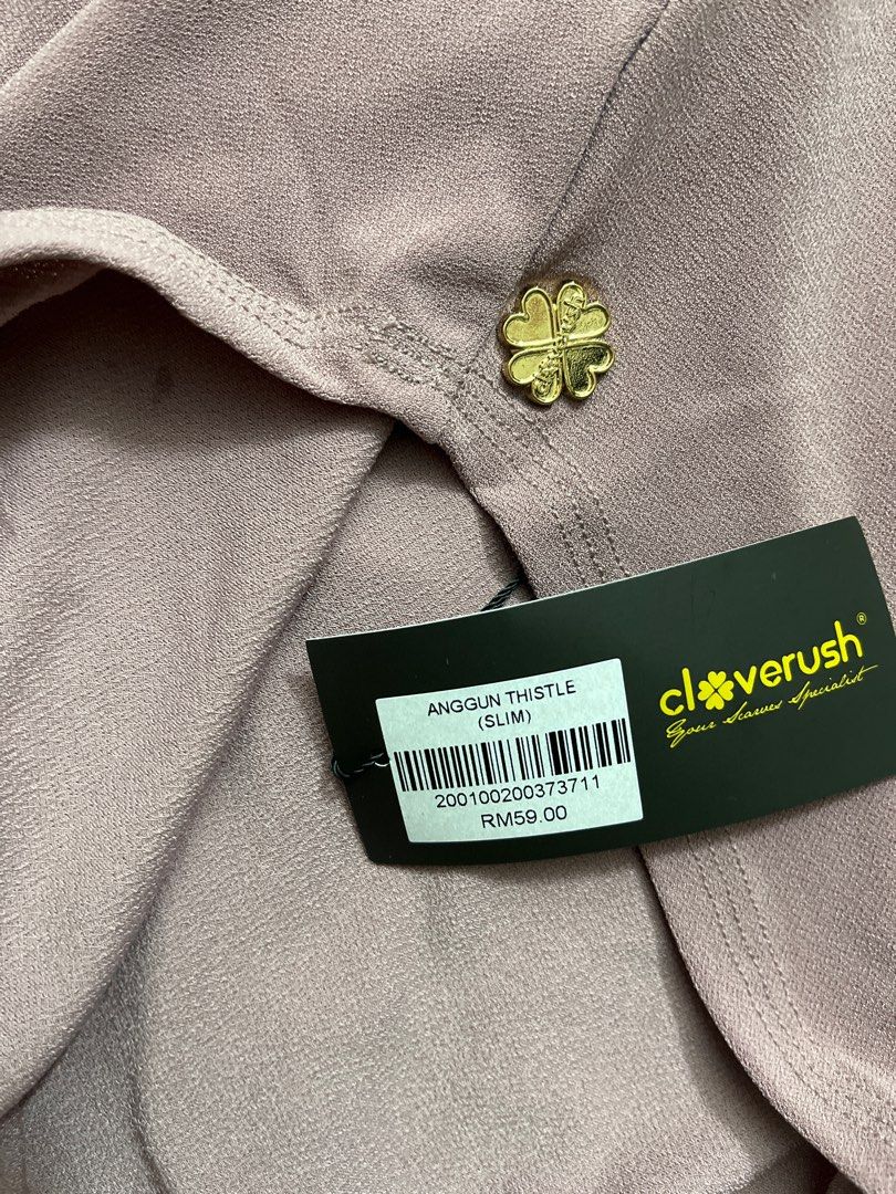 Cloverush Anggun, Women's Fashion, Muslimah Fashion, Hijabs on Carousell