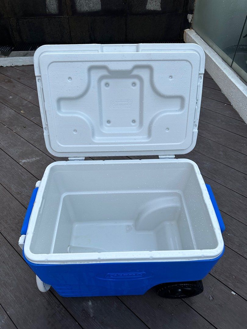 Coleman ice box cooler, Furniture & Home Living, Outdoor Furniture on ...