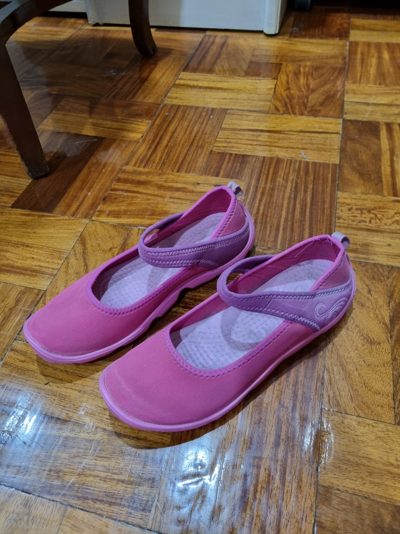 Crocs Doll Shoes, Women's Fashion, Footwear, Flats & Sandals on Carousell