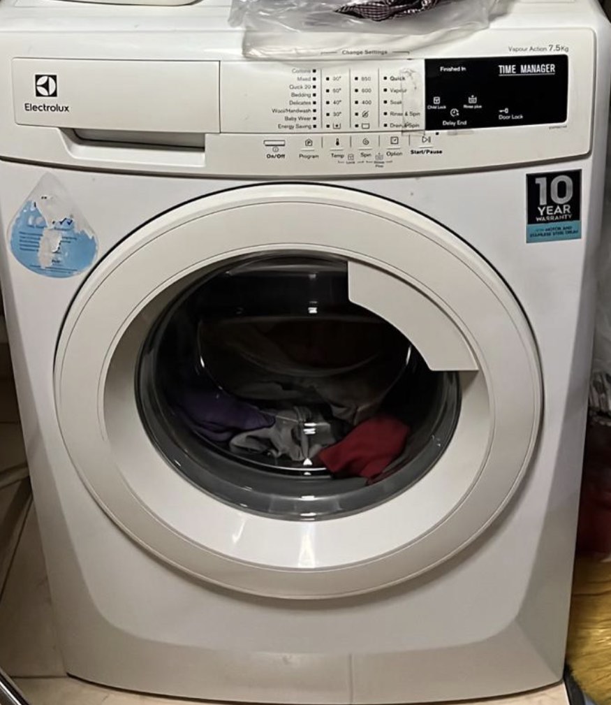 Electrolux washing machine, TV & Home Appliances, Washing Machines and Dryers on Carousell