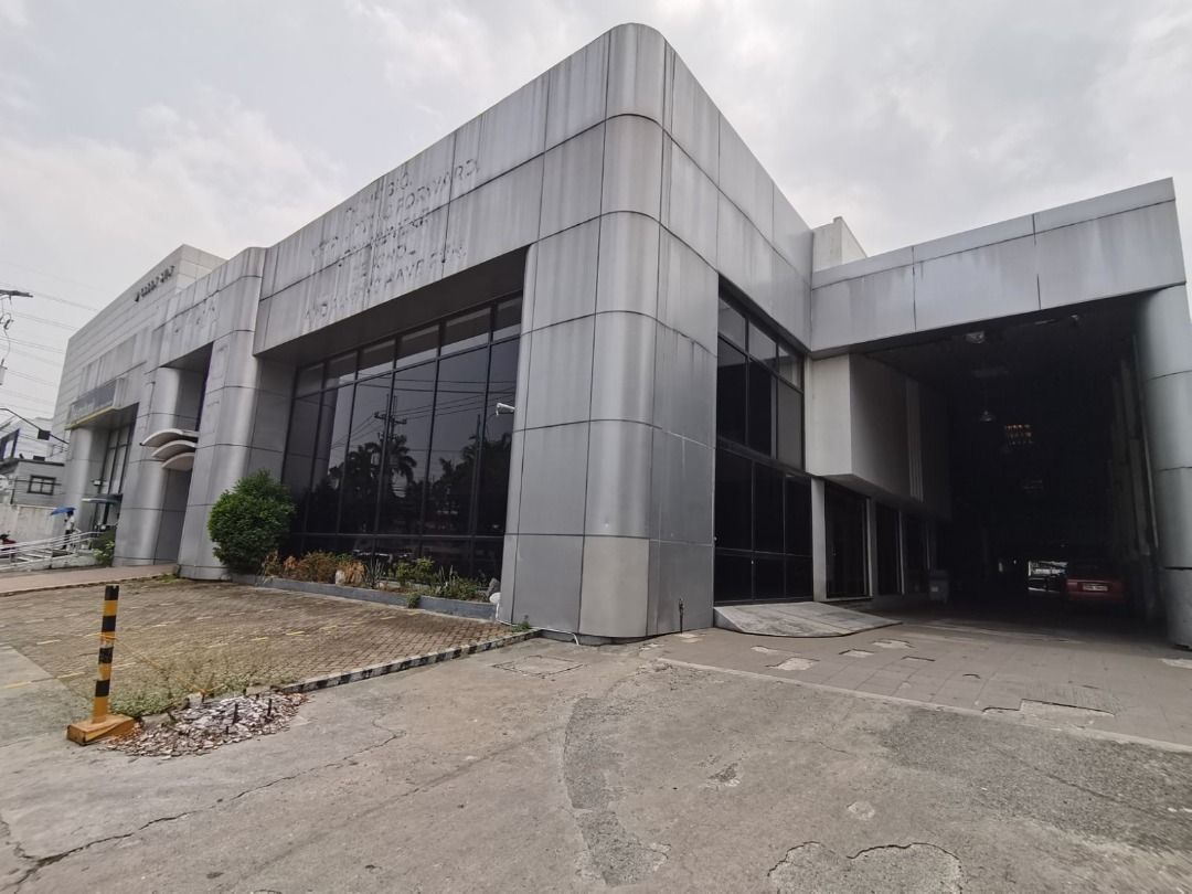 FOR RENT: Showroom, Office, & Warehouse 1420 sqm Commercial Space in ...