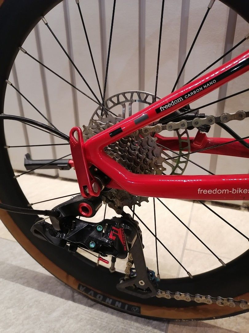 Freedom Velo, Carbon frame, Sports Equipment, Bicycles & Parts ...