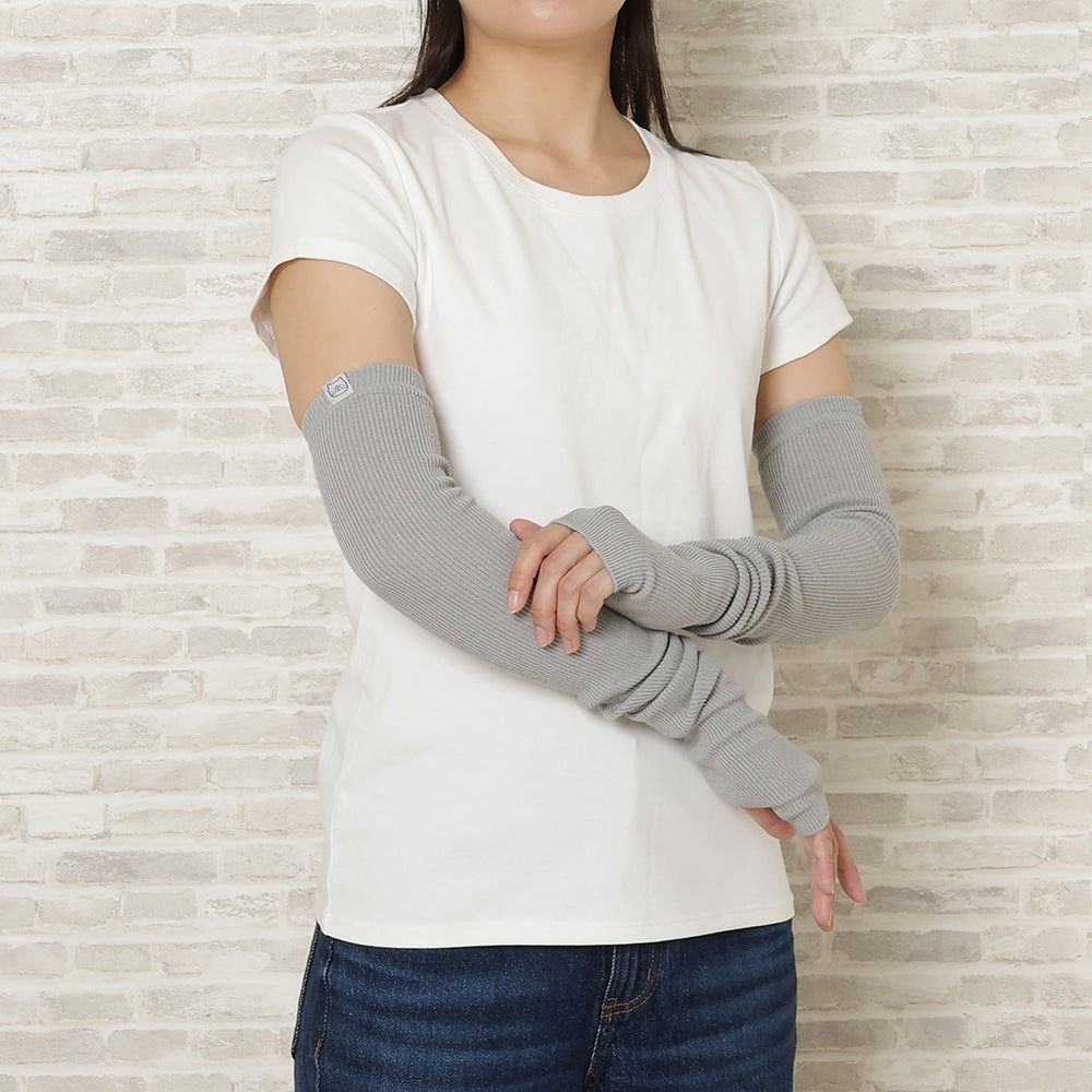 【日本代購】夏日防曬必備｜FukuFukuNyanko 貓貓接觸冷感防UV手袖 JP178-000226, 女裝, 外套及戶外衣服 - Carousell