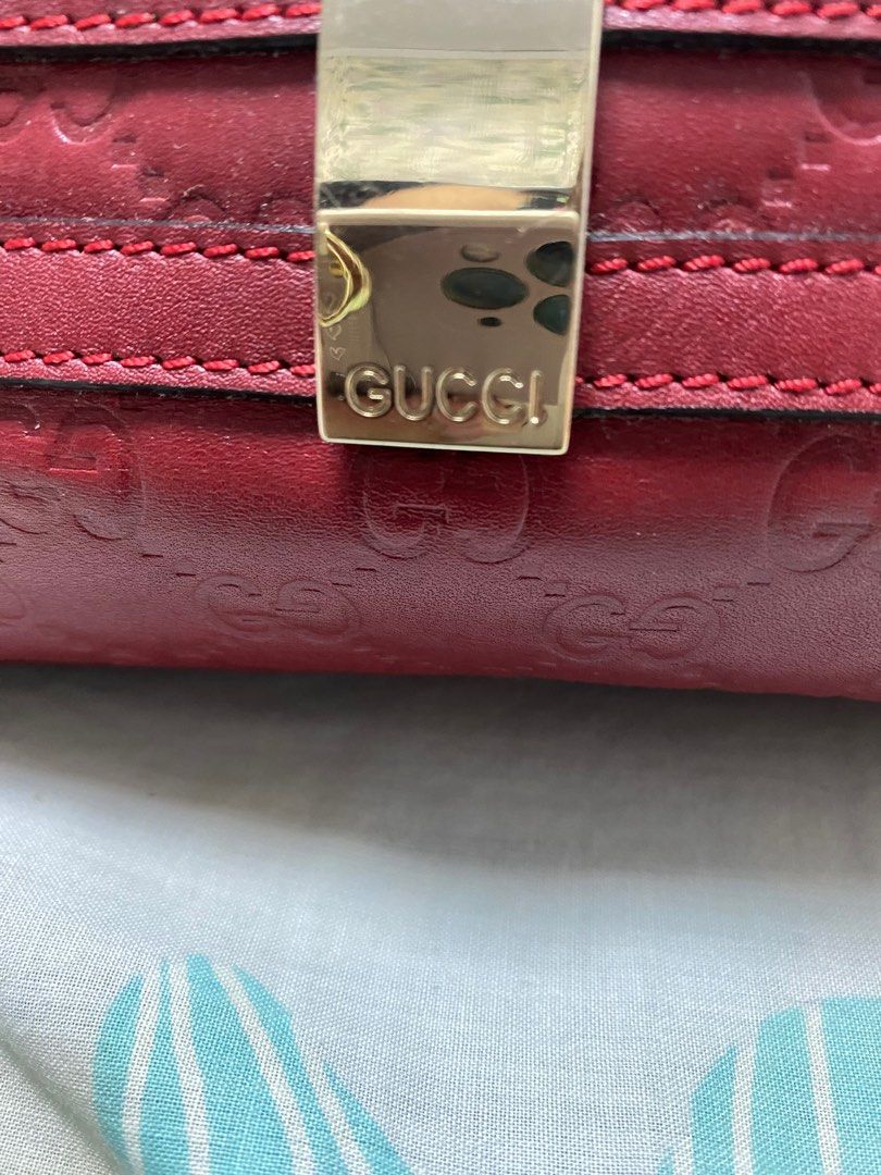 Gucci maroon bag on Carousell