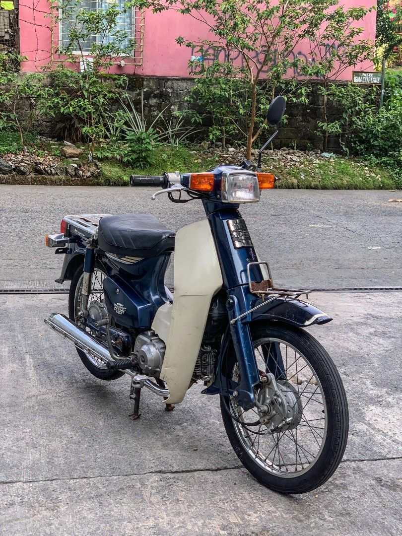 Honda cub on Carousell
